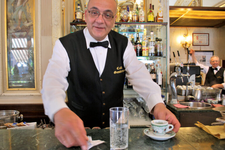 The Coffee Cultures of Naples - Fresh Cup